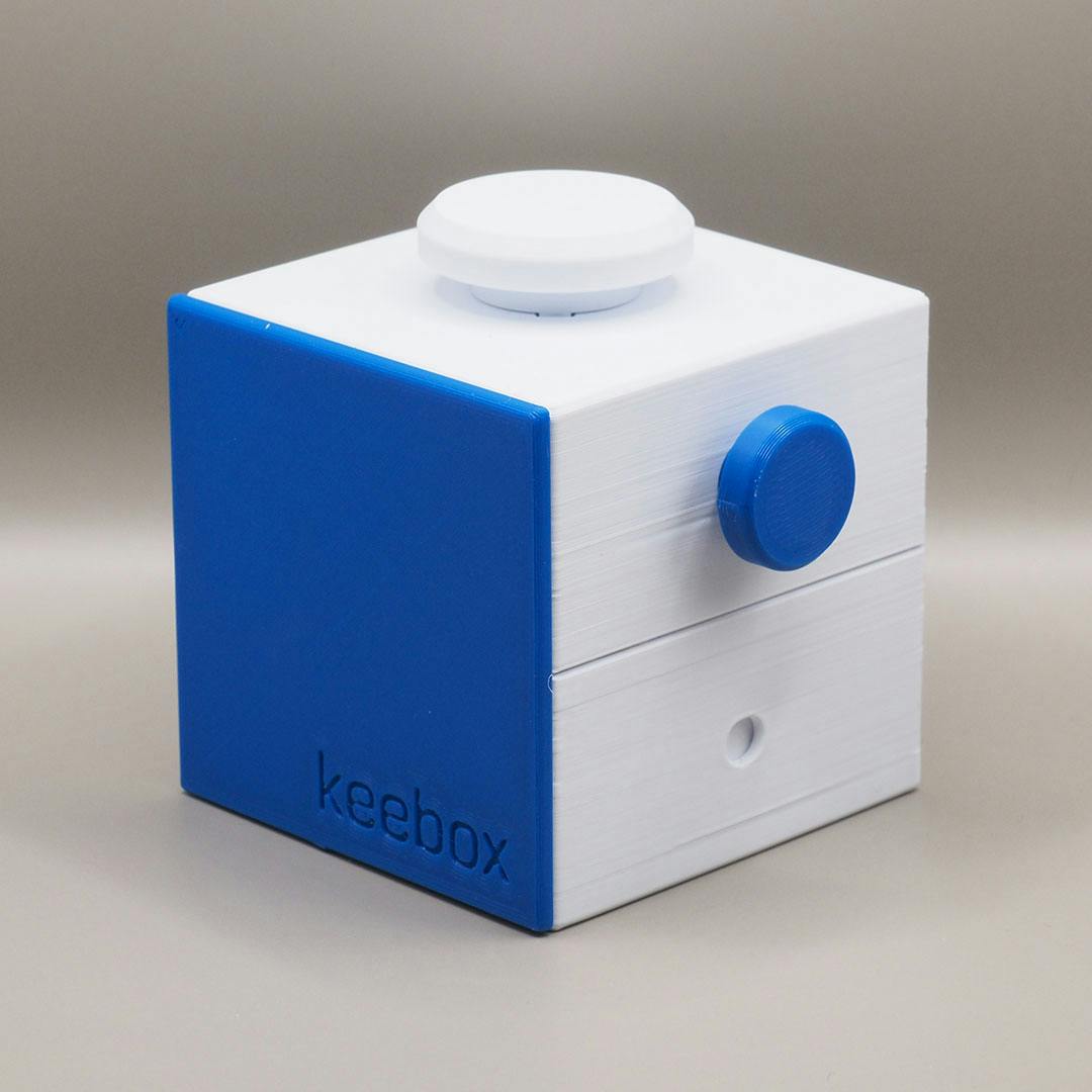 keebox blue - introductory sequential puzzle