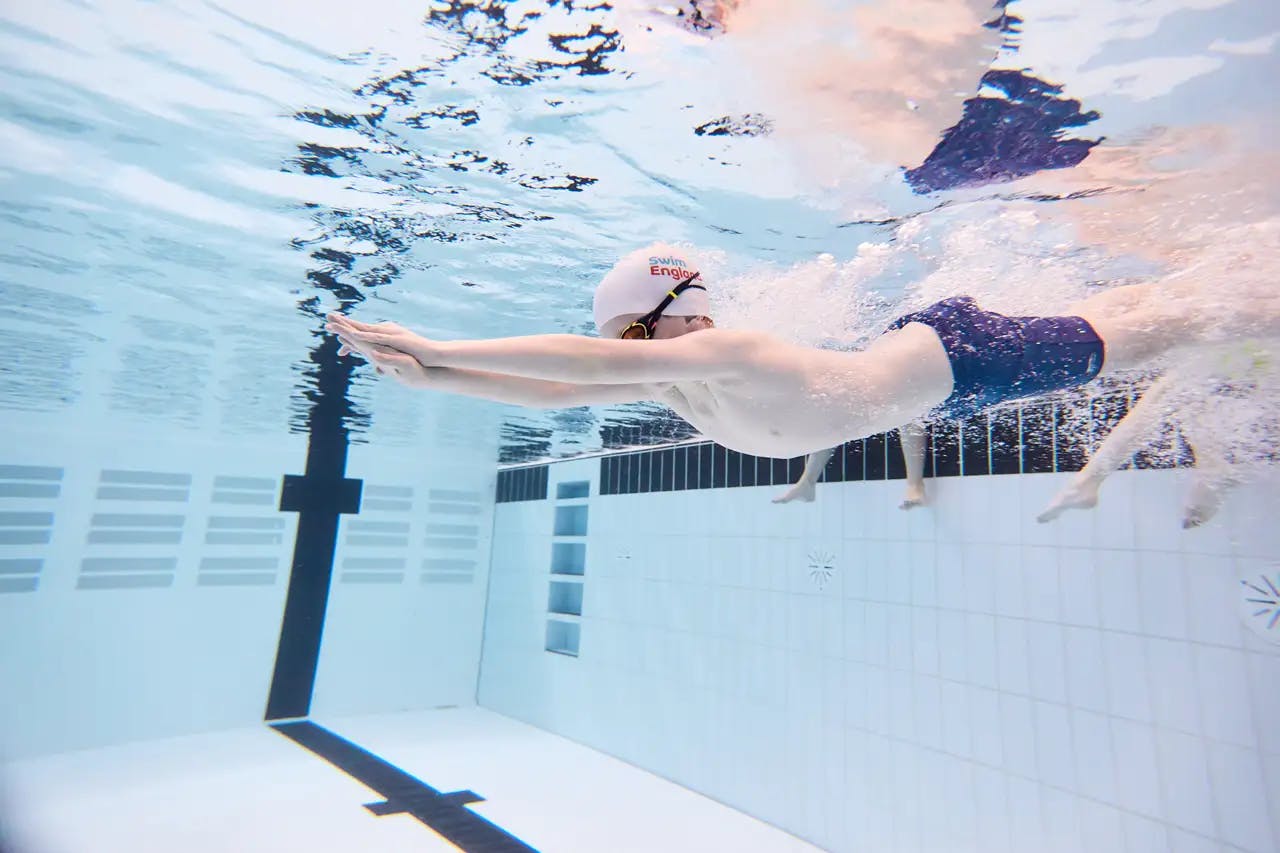 Introduction To Teaching Diving For Learn To Swim