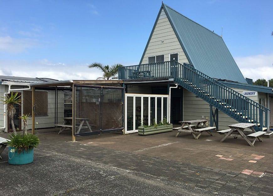 Clarks Beach Holiday Park | Auckland Camping | Tentopia