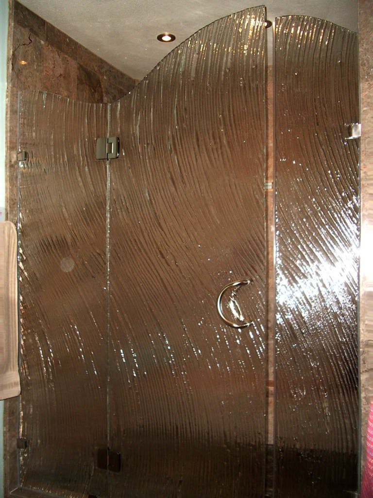 Pattern Glass Shower Door with Arched Top