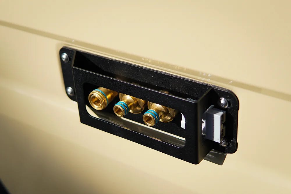 70 Series Land Cruiser Utility Panel | Long Range America