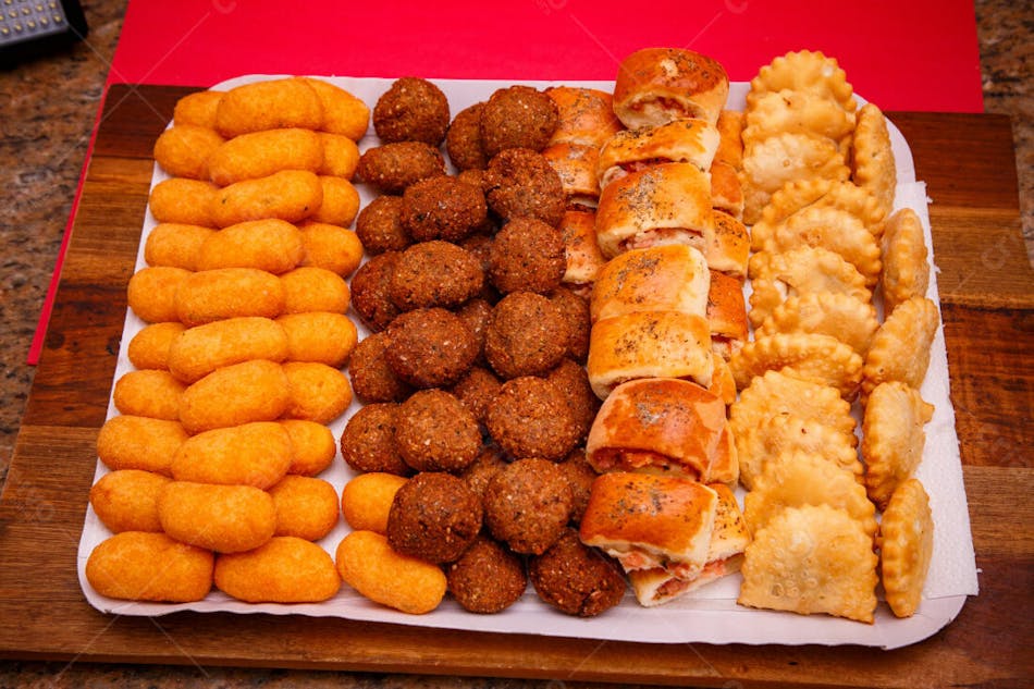 Salgadinhos Sortidos Kibe Pastel Bolinho 3 - Fotos [download] 24185 ...