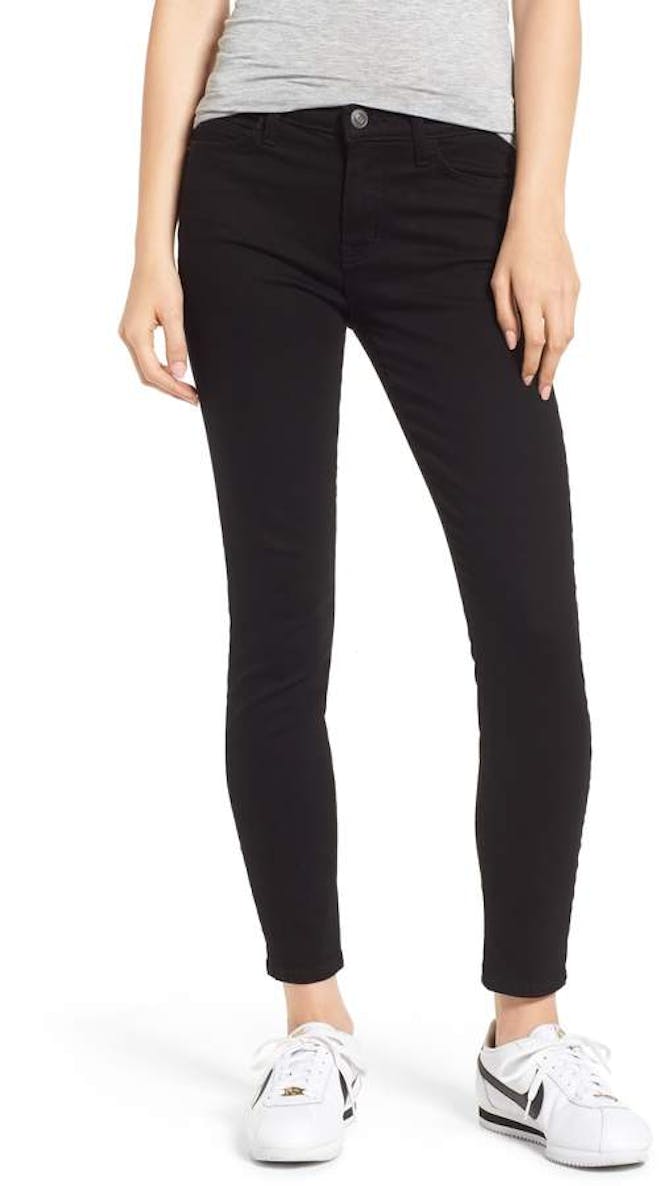 Kelly Ripa Jeans - Our Editor Shows You How Kelly Gets Her Style?