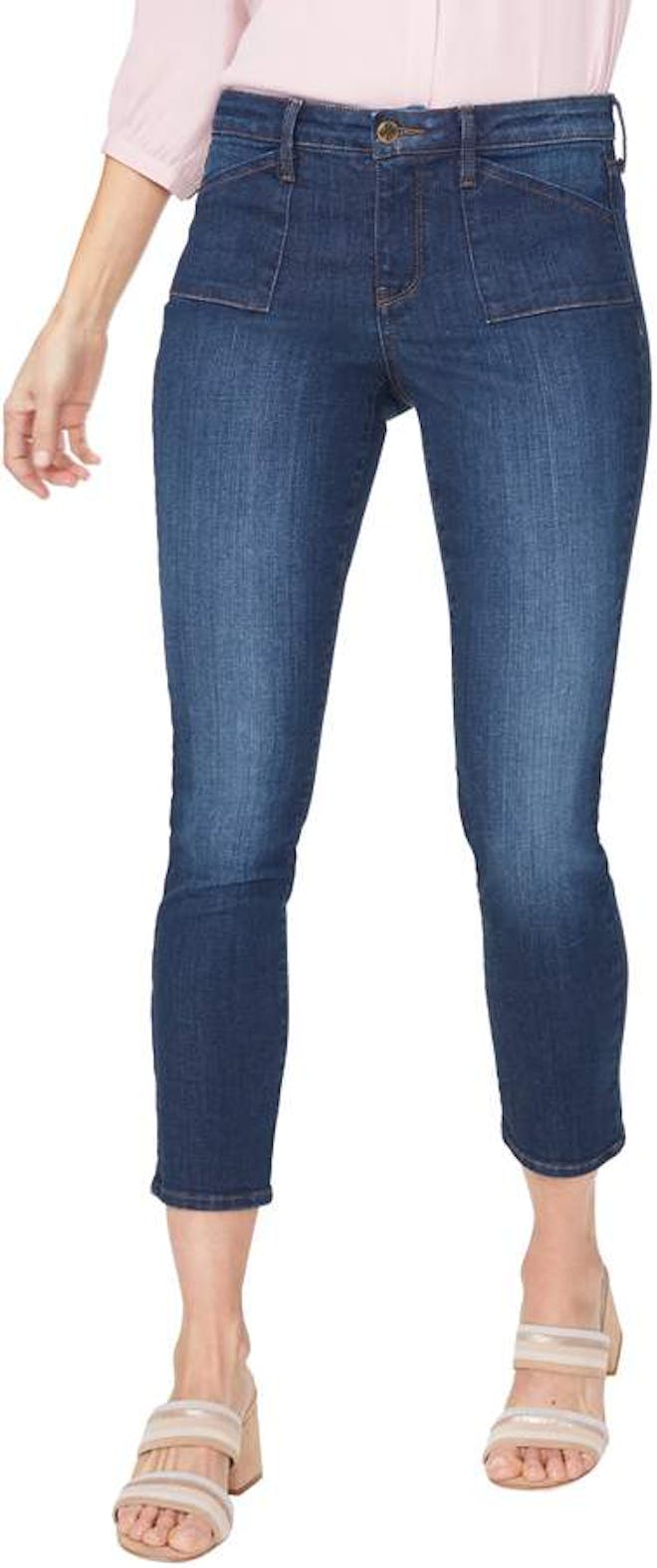 Kelly Ripa Jeans - Our Editor Shows You How Kelly Gets Her Style?