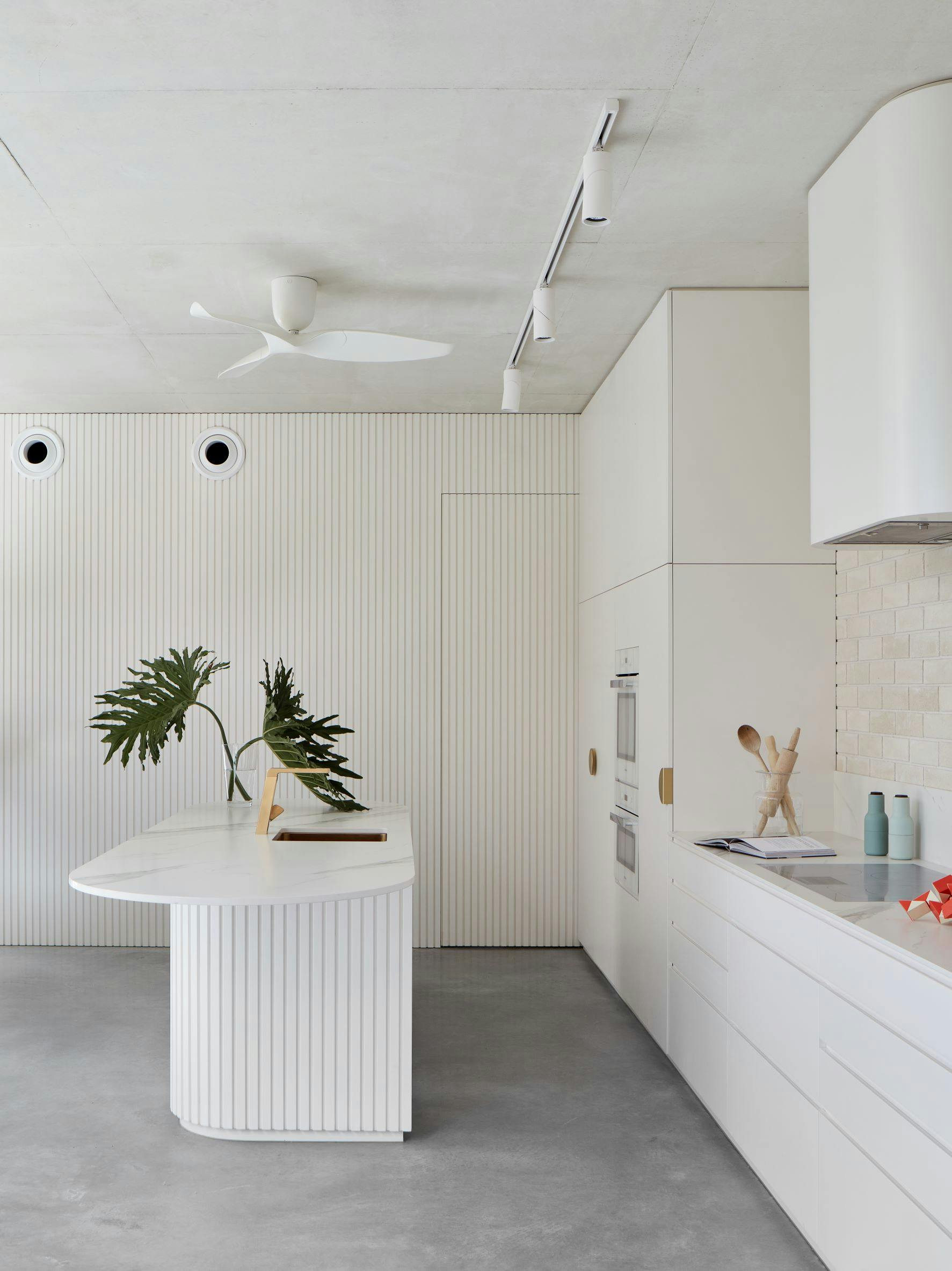 Owston Hill by Meaghan White Architect - Project feature - CO-architecture